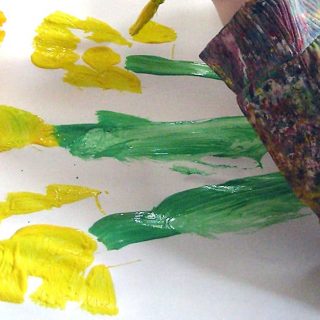 Beautiful Daffodil Crafts for Kids - Creative Family Fun